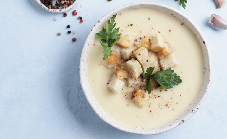 Romige aardappelsoep met Parmezaanse kaas: hartverwarmend en makkelijk