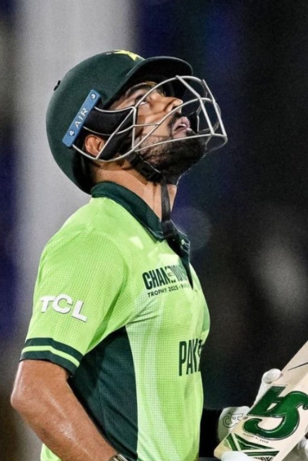 'Ghante Ka King' Fans Troll Babar Azam for 'Test Knock' vs New Zealand ...