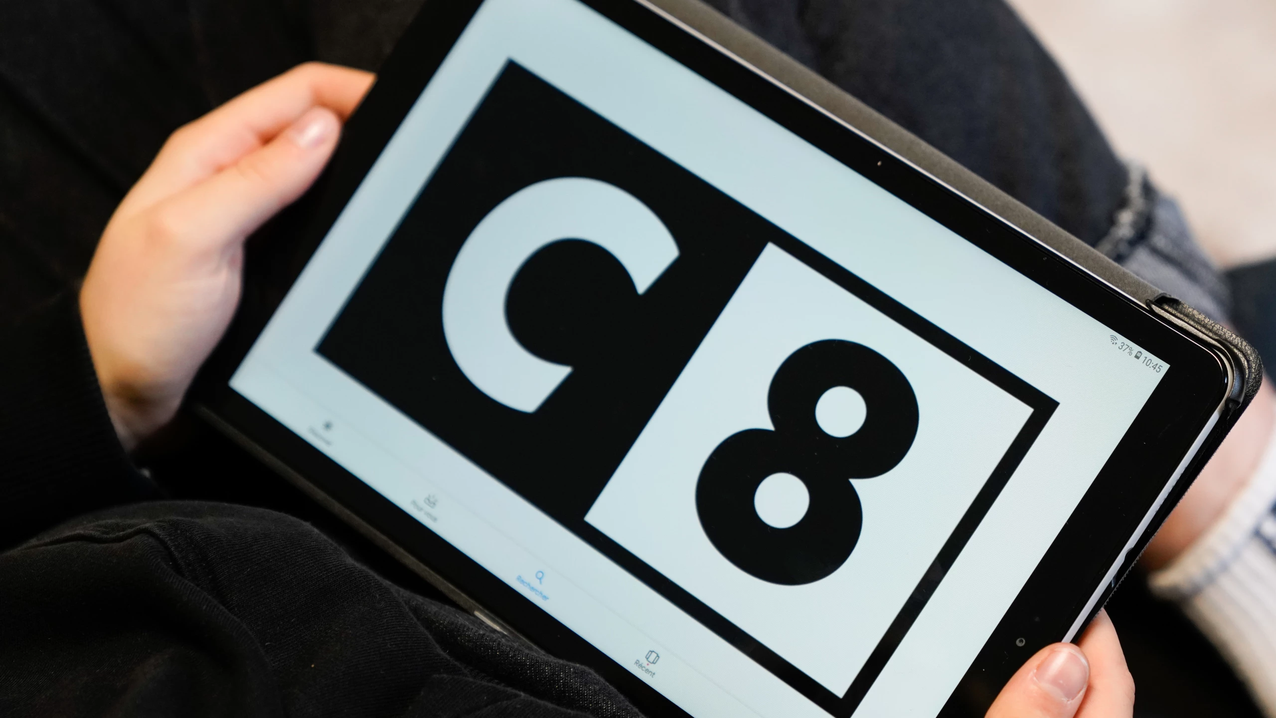 TNT : le Conseil d’État valide l’arrêt d'émettre de C8 et NRJ12 au 1er mars