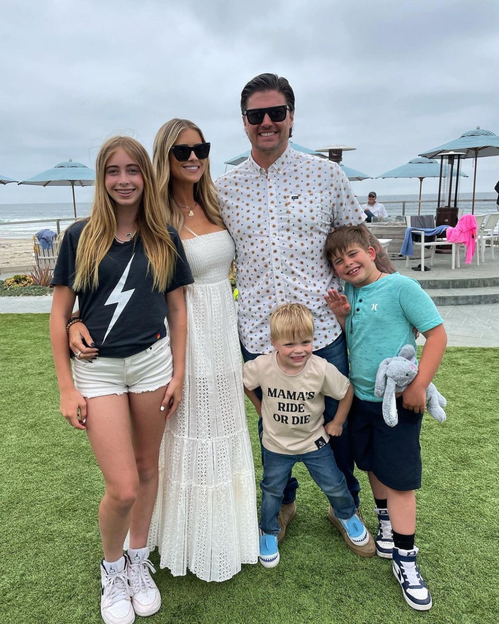 Christina Hall passionately kisses new boyfriend Christopher Larocca at ...