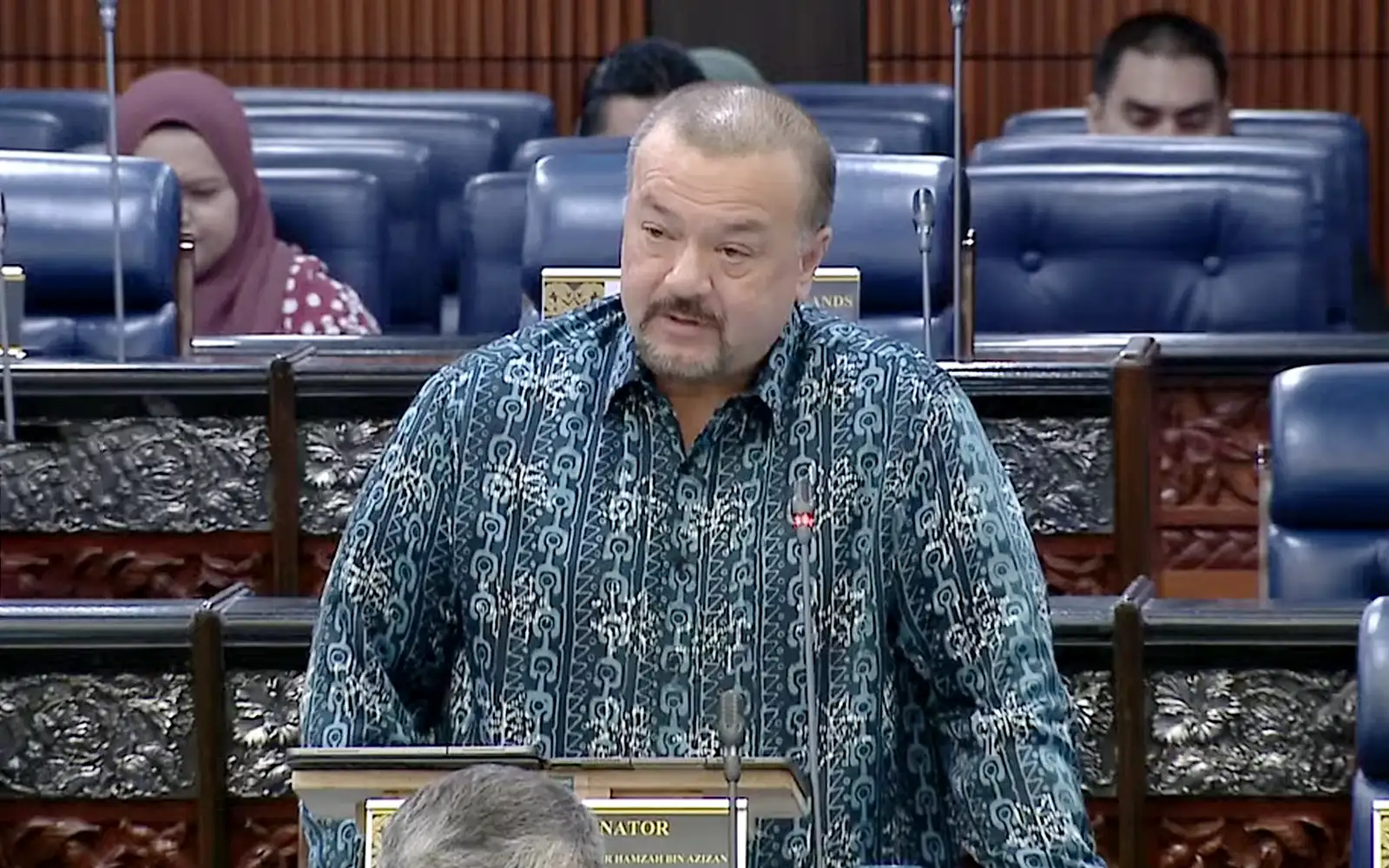 EPF follows strict rules in buying, selling of shares, says minister