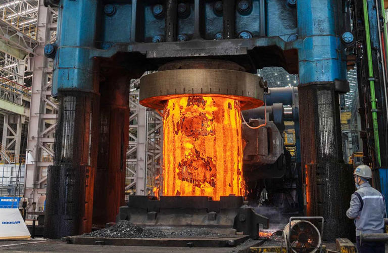 South Korea to build two new reactors, one SMR by 2038