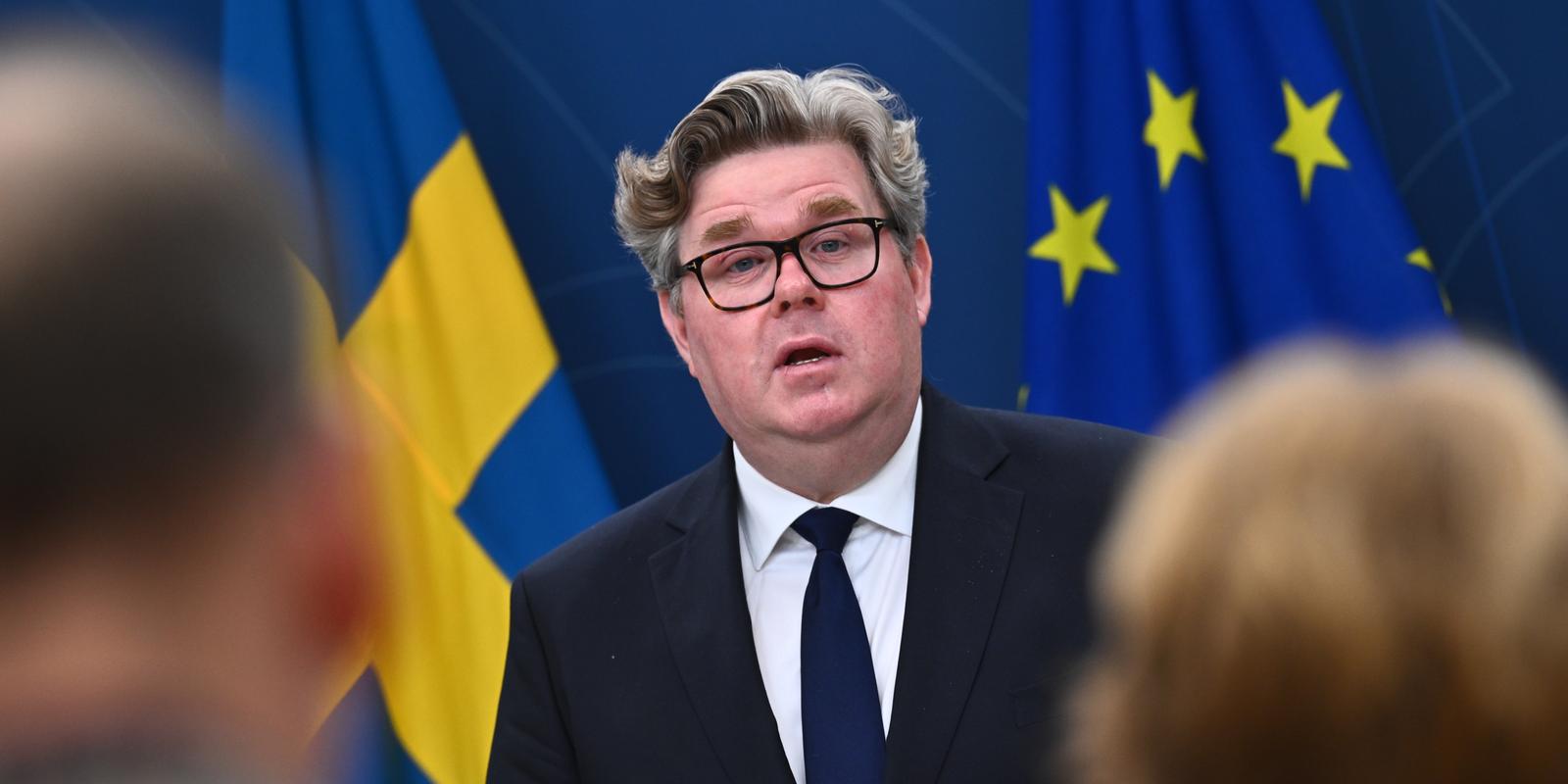 Regeringen: Digital offensiv ska stoppa rekrytering