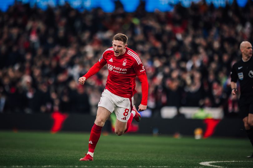 'Shock' Elliot Anderson transfer claim made as Nottingham Forest ...
