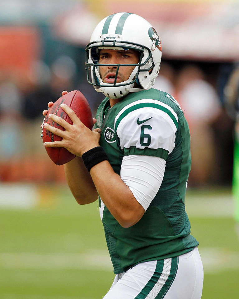 Updated list of QBs since last Jets playoff berth, post Aaron Rodgers era