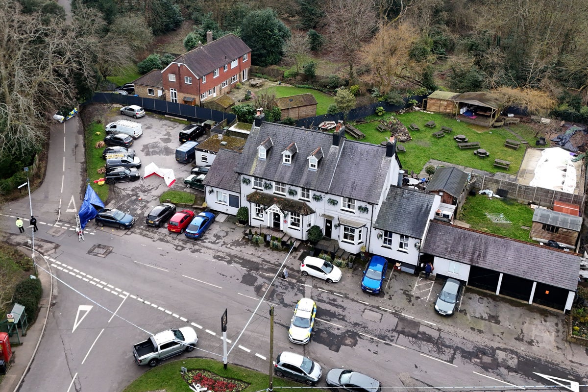 Valentine’s Day pub shooting suspect ‘dead after falling into river Thames’