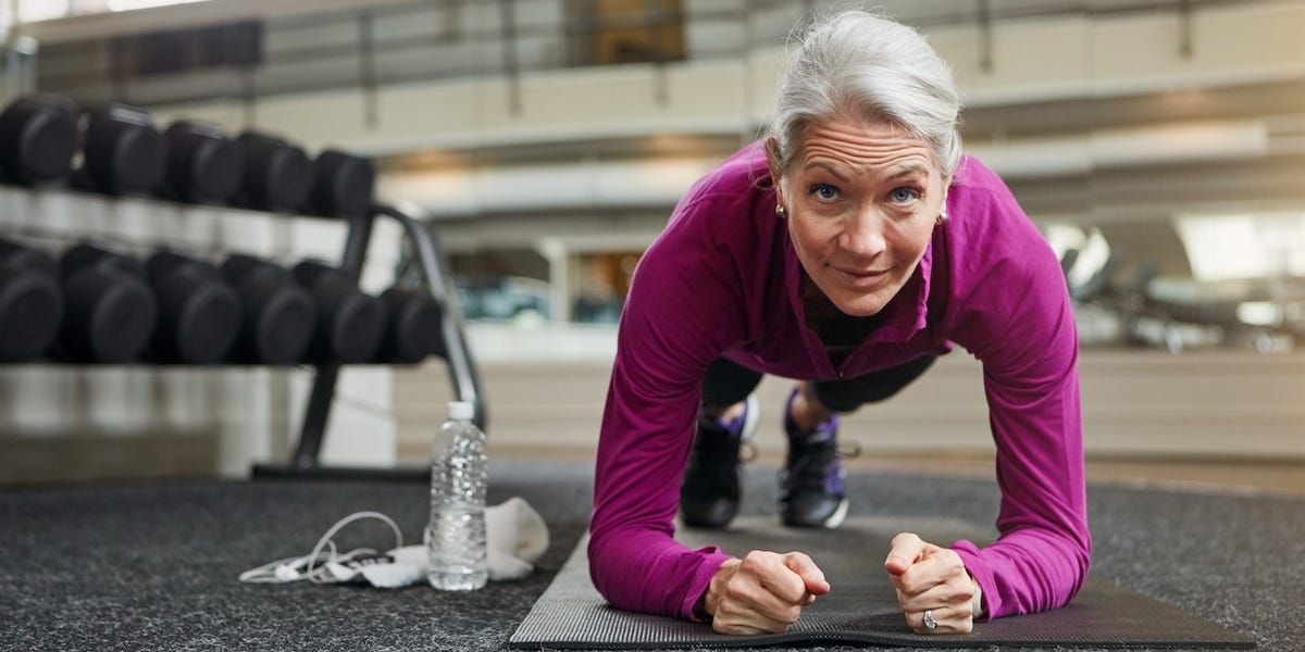 Keep fit in your 50s with this 5-minute 5-move cardio workout ...