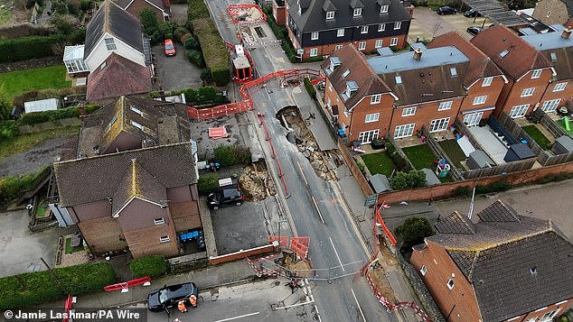 Residents in £500k homes on edge of sinkhole suffer devastating update