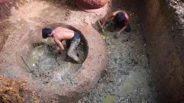 How to dig the water well, Twin fish ponds and stove for cooking ...