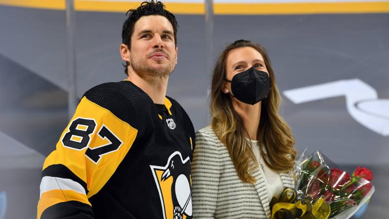 Who is Sidney Crosby's girlfriend? Meet model Kathy Leutner and her ...