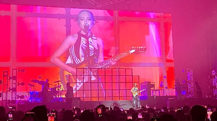 Upaya NIKI Bangkitkan Perasaan Masygul kala Konser di Jakarta