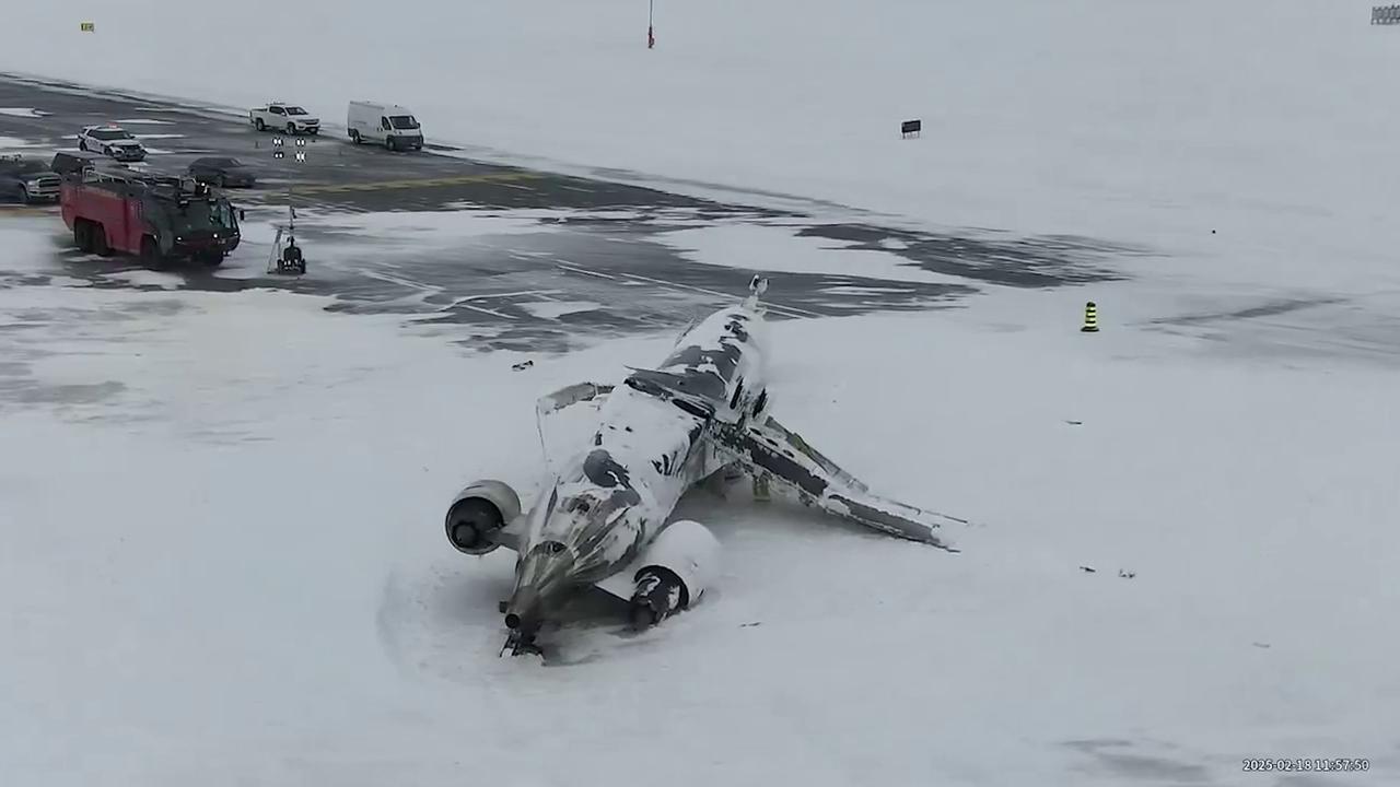 Aviation board investigates flipped Delta jet in Canada
