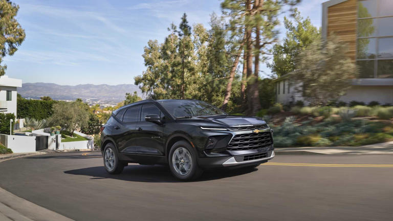 10 Budget-Friendly Midsize SUVs Perfect for First-Time Buyers