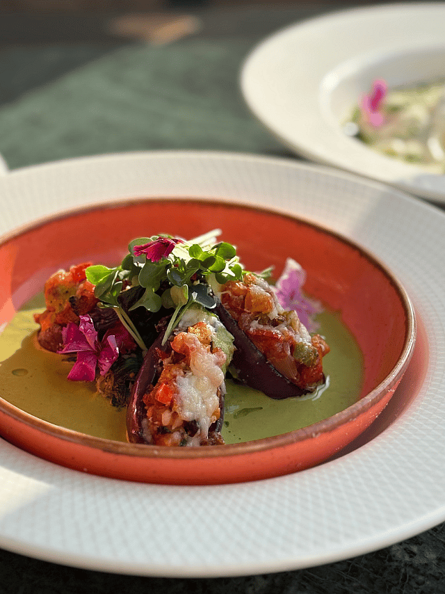 This Mumbai hotel curates a lip-smacking asparagus menu