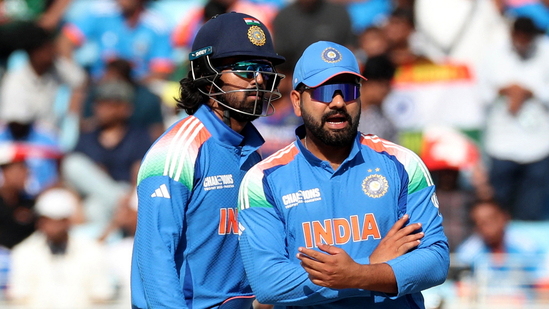 'Rohit Sharma giving himself gaali': Gavaskar says ‘drop catch on Axar ... 'Rohit Sharma giving himself gaali': Gavaskar says ‘drop catch on Axar ...