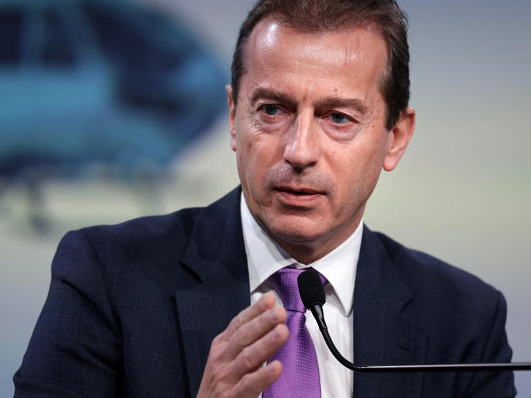 Airbus CEO says China's Comac could become a serious rival and disrupt ... Airbus CEO says China's Comac could become a serious rival and disrupt ...