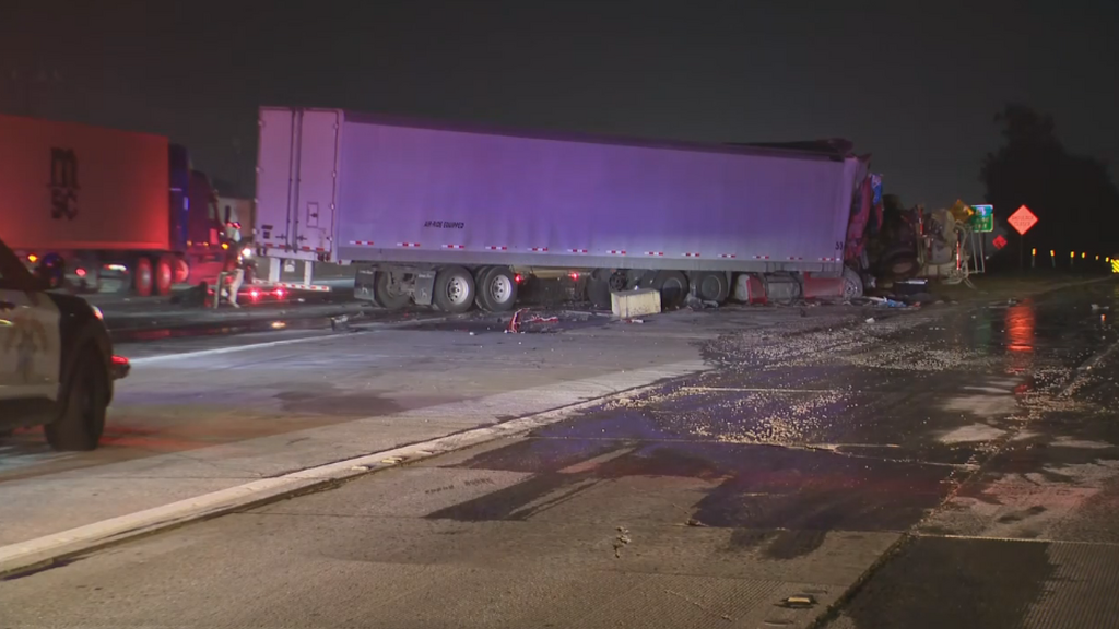Several lanes blocked on eastbound 60 Freeway in Diamond Bar after 2 ...
