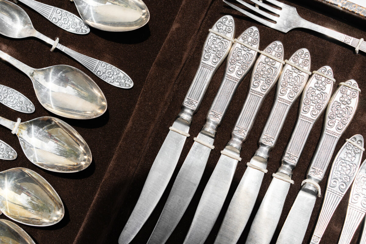 10 Valuable Vintage Silverware Sets That Collectors Look For