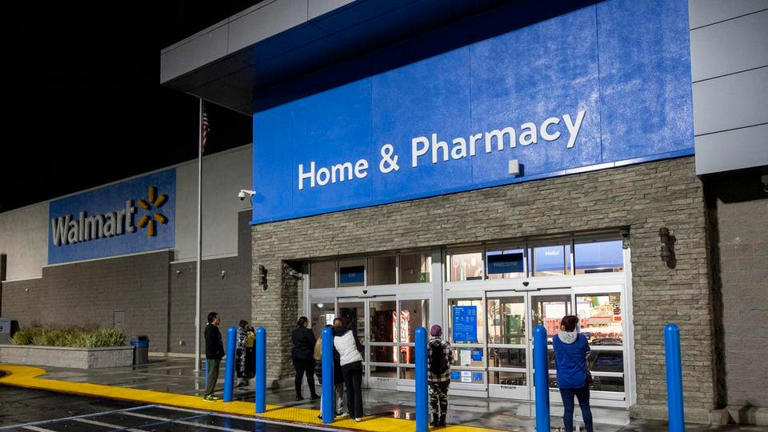 Walmart Stock Slides After Earnings—Walton Family Loses Billions