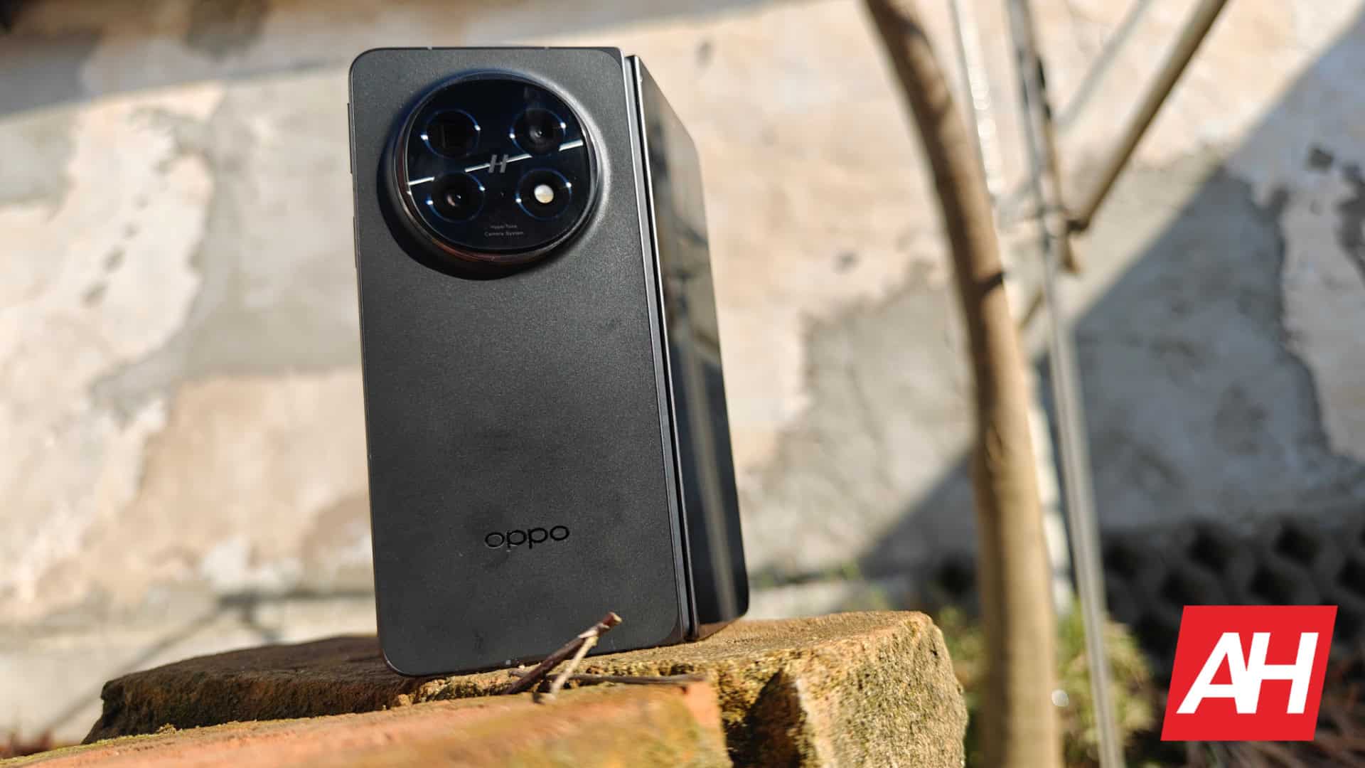 Oppo Find N7 aims straight at Apple’s first foldable — wider is the new ...