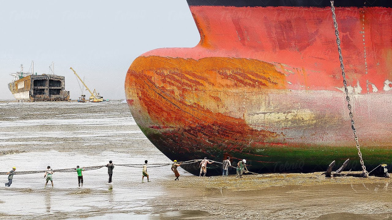 Scary Way They Break & Scrap Gigantic Rusted Ships by Hand
