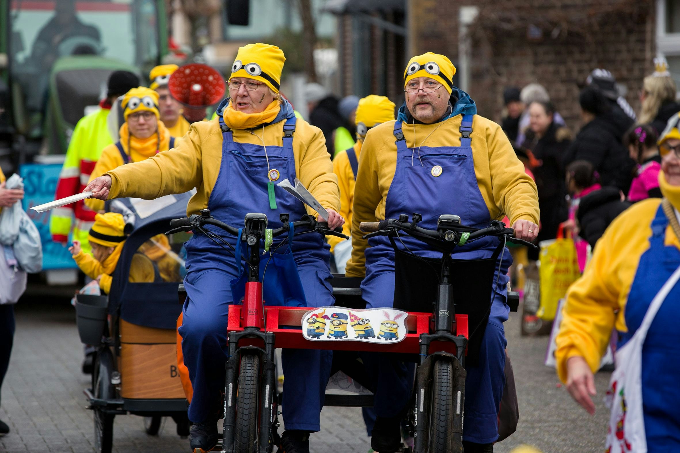 Karneval 2025: Veedelszug in Köln-Heimersdorf und Volkhoven/Weiler ...