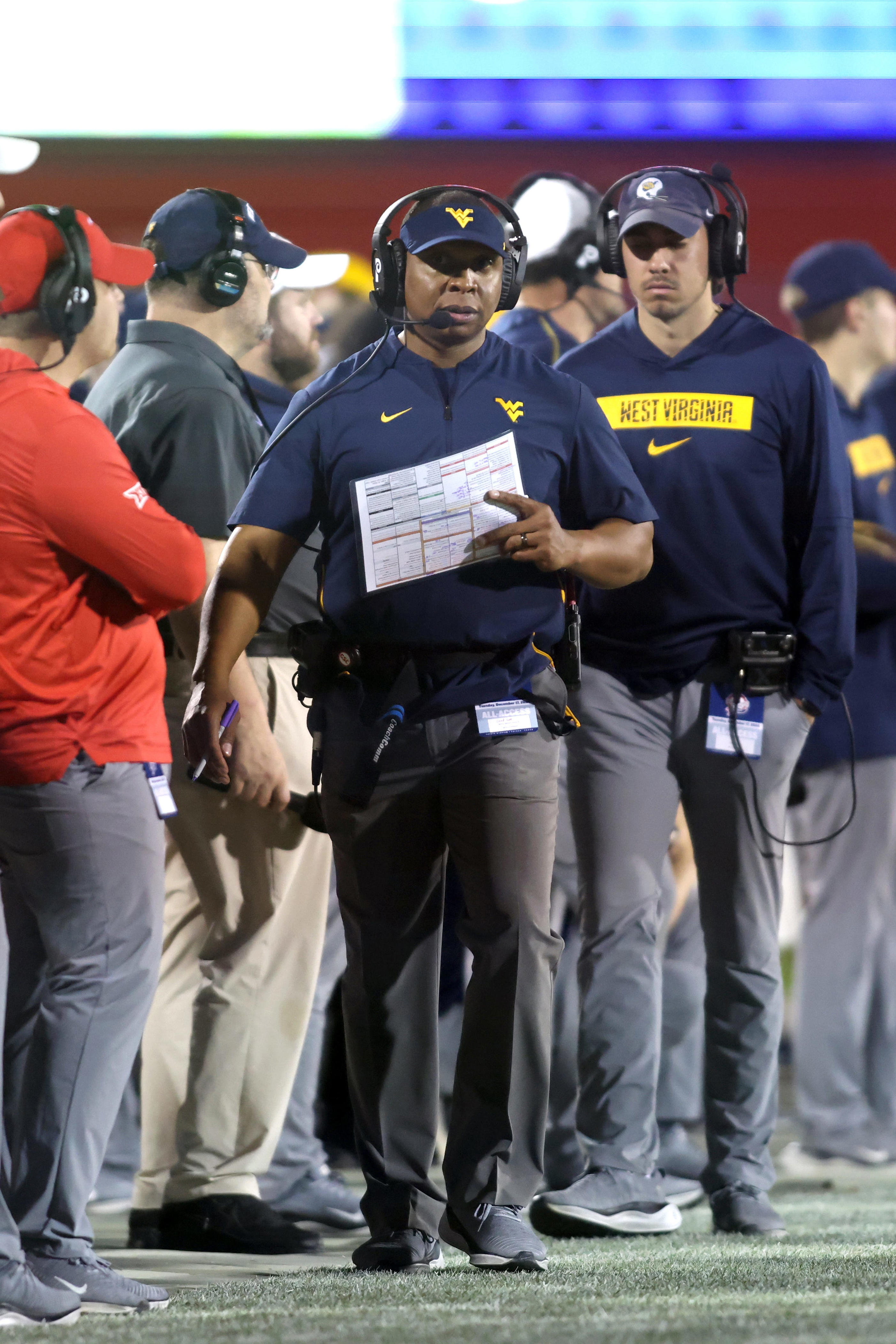 Texas football: Meet Chad Scott, the new running backs coach for the ...