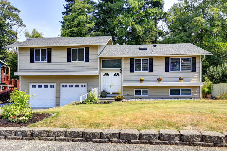 Only Certain People Truly Understand the Importance of a Split-Level House