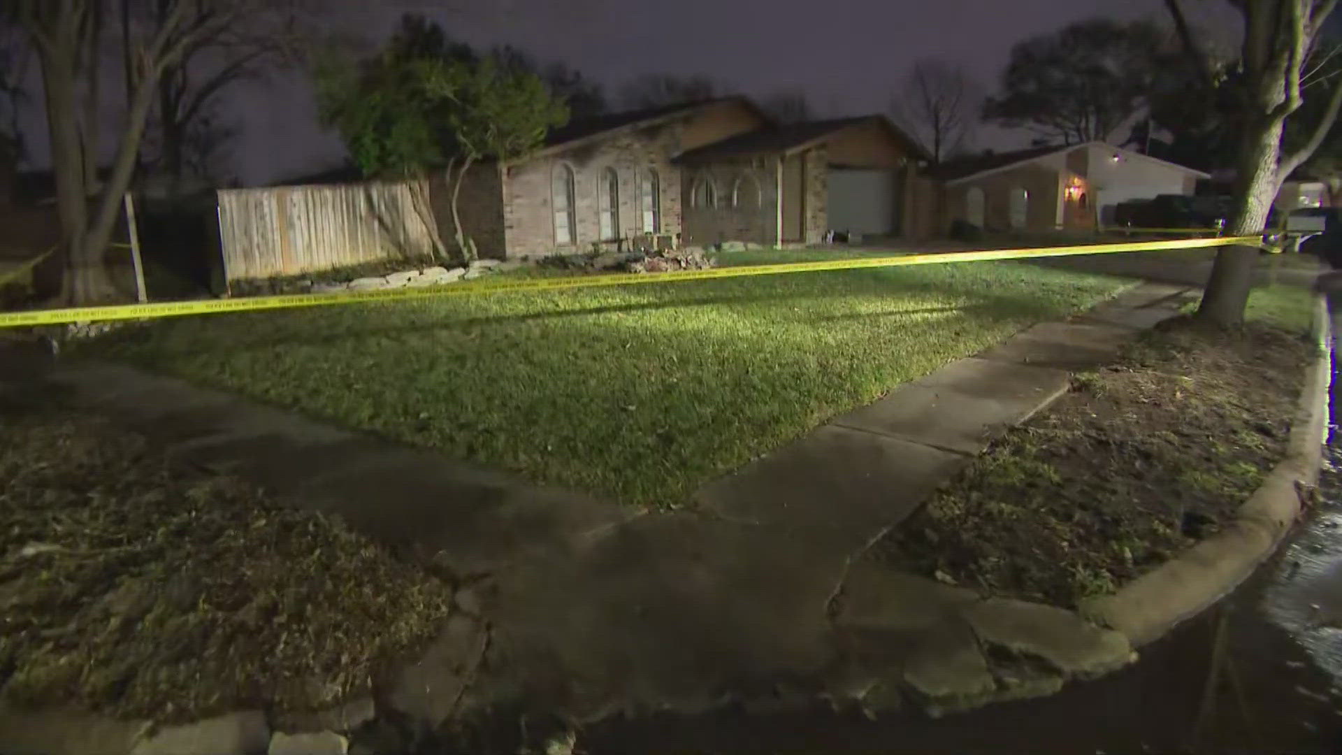 One dead, two injured in Mission Bend house fire, investigators search ...