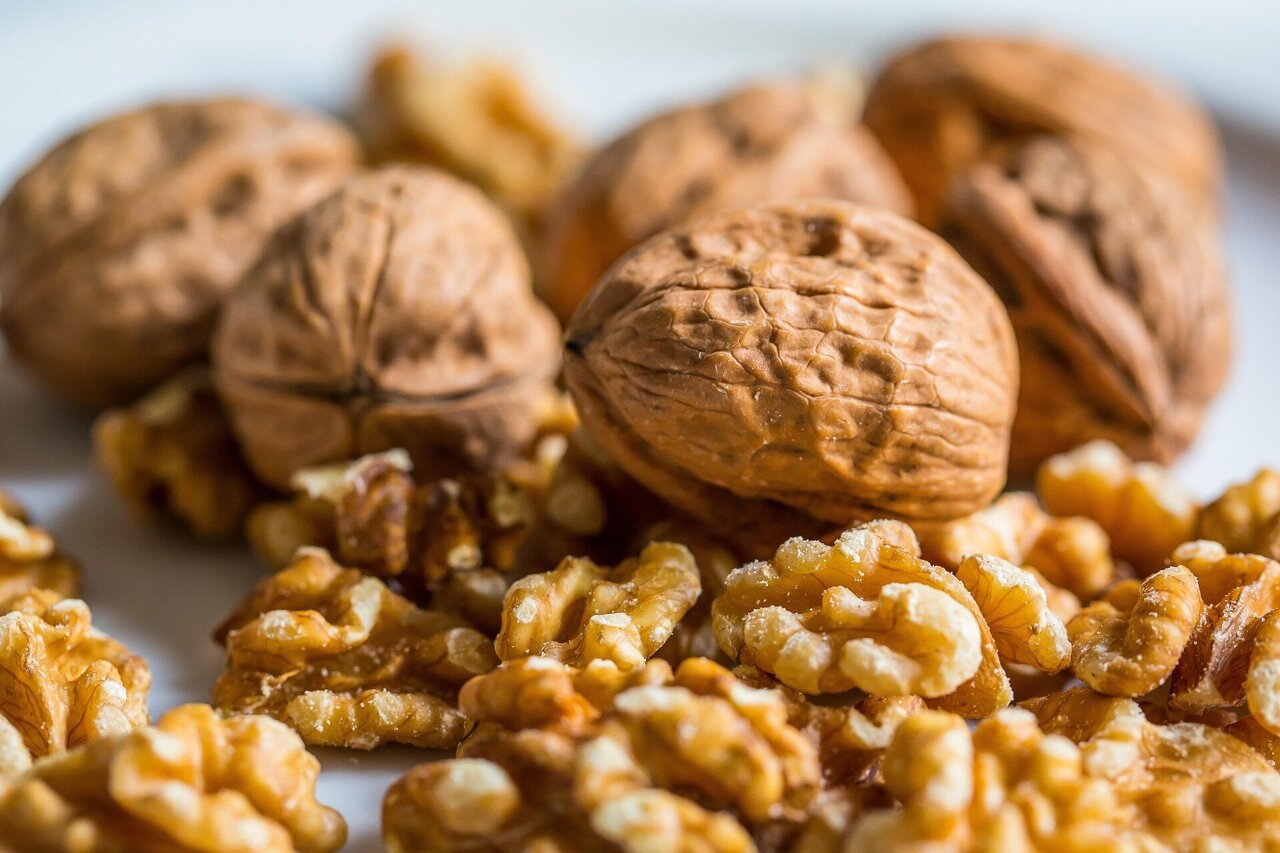 Eating walnuts for breakfast may boost your brain function