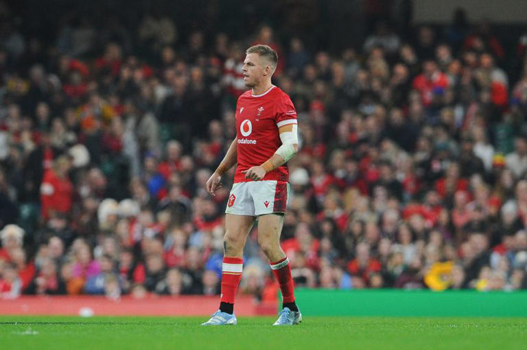 Wales name team for Ireland match as Sherratt rips up Gatland's side