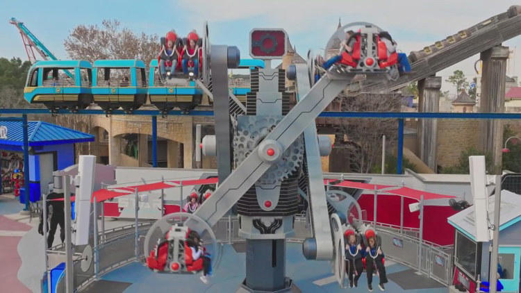 Superhero fans listen up! Six Flags Fiesta Texas to unveil largest DC ...