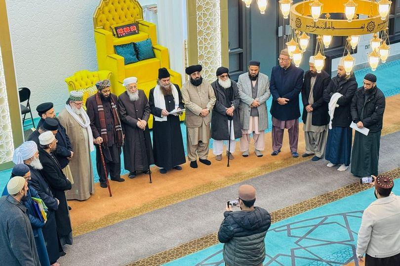 Ramadan 2025 UK moonsighting discussions held for start of holy month