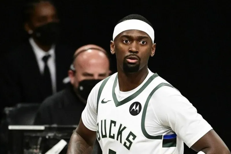 NBA anuncia suspensão de Bobby Portis por doping