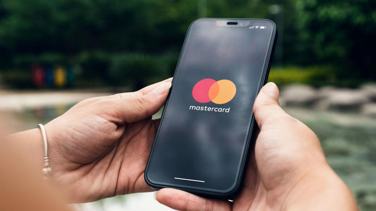 Mastercard simplifies checkout with single, digitally connected credential