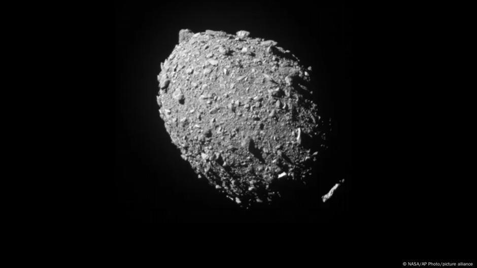 Risk of large asteroid striking Earth falls to 1.5%