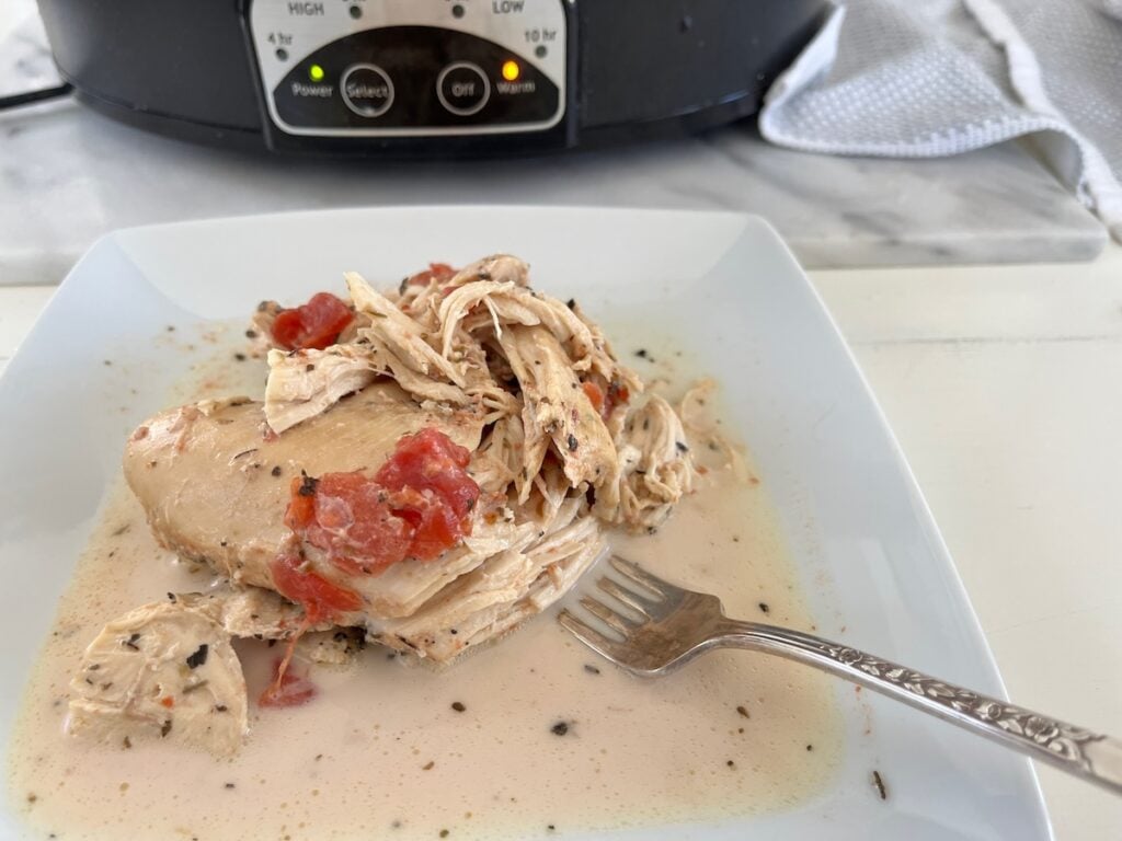 11 Slow Cooker Chicken Dinners That Are Sure To Break the Dinner Rut ...