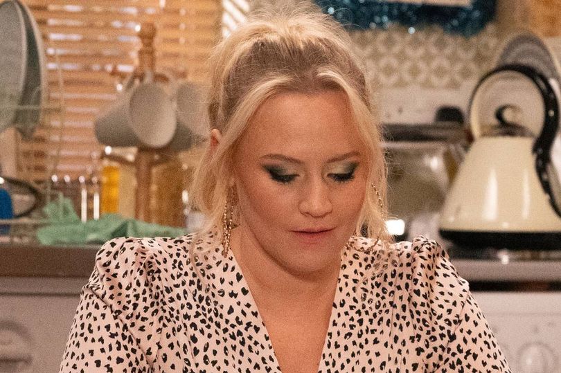 Emmerdale star Amy Walsh's famous family 'want answers' after soap ...