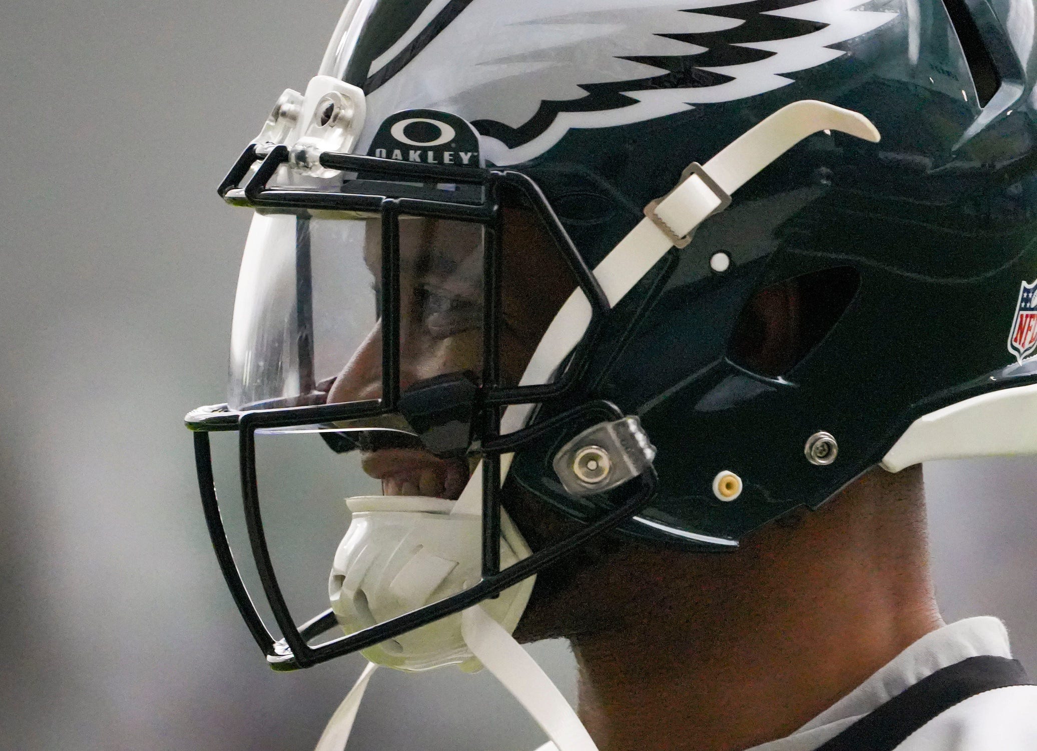 Darius Slay pens heartfelt letter to Eagles fans after signing with the ...