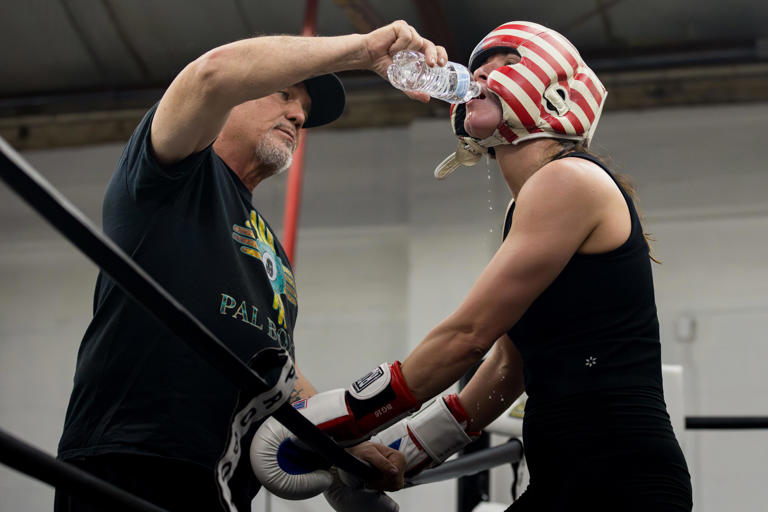 El Paso pro boxer Stephanie Han forged strong relationship with trainer ...