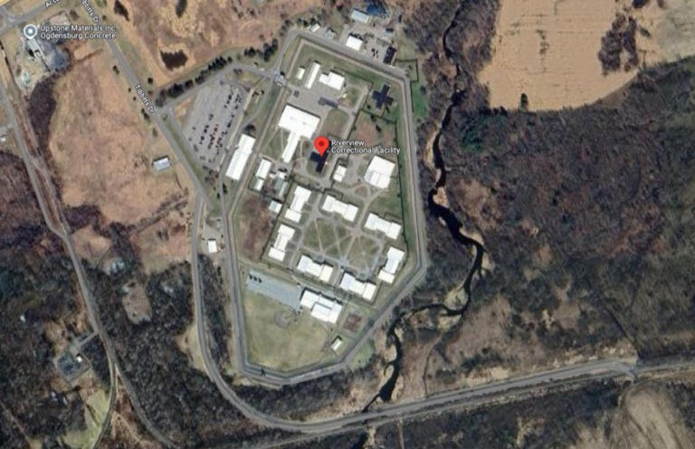 NY prison ‘riot’ erupts, all visits canceled at 42 state prisons as ...