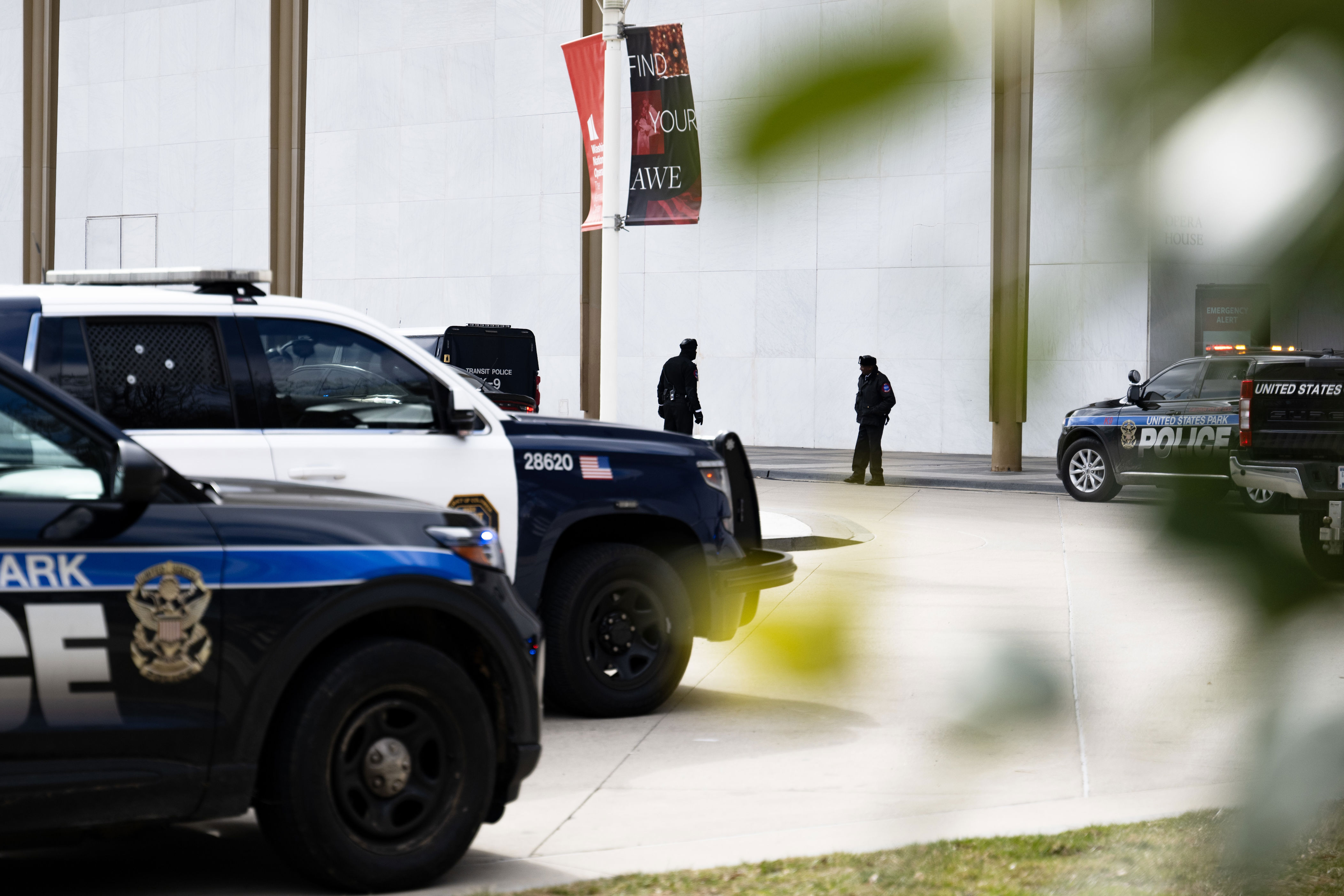 Kennedy Center staff get all-clear after bomb threat targeting Shen Yun