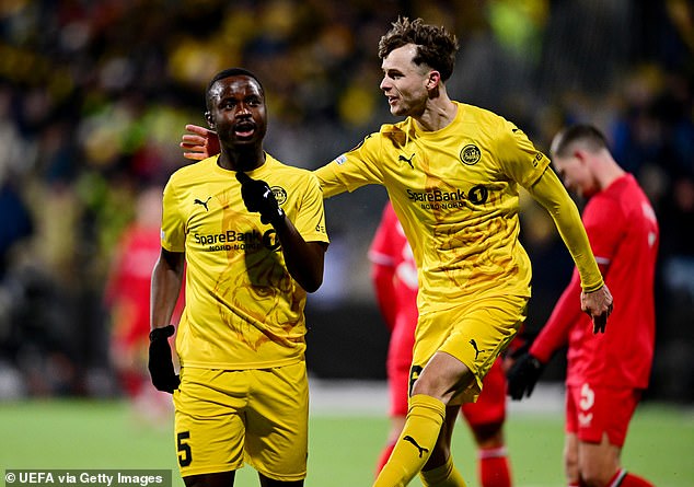 Europa League tie descends into CHAOS with THREE stoppage time goals ...