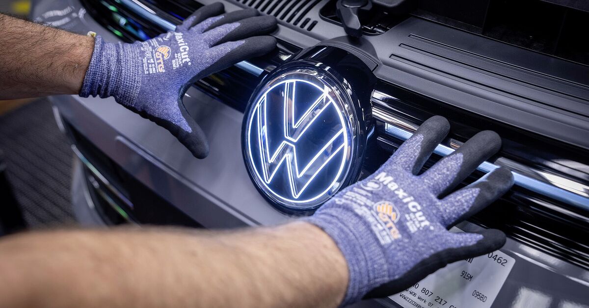 AutoGuide Hot Takes: Welcome To Tariff Town, USA