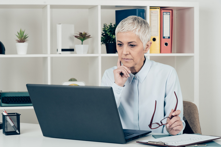 Downside Risk: What It Is and How to Calculate It