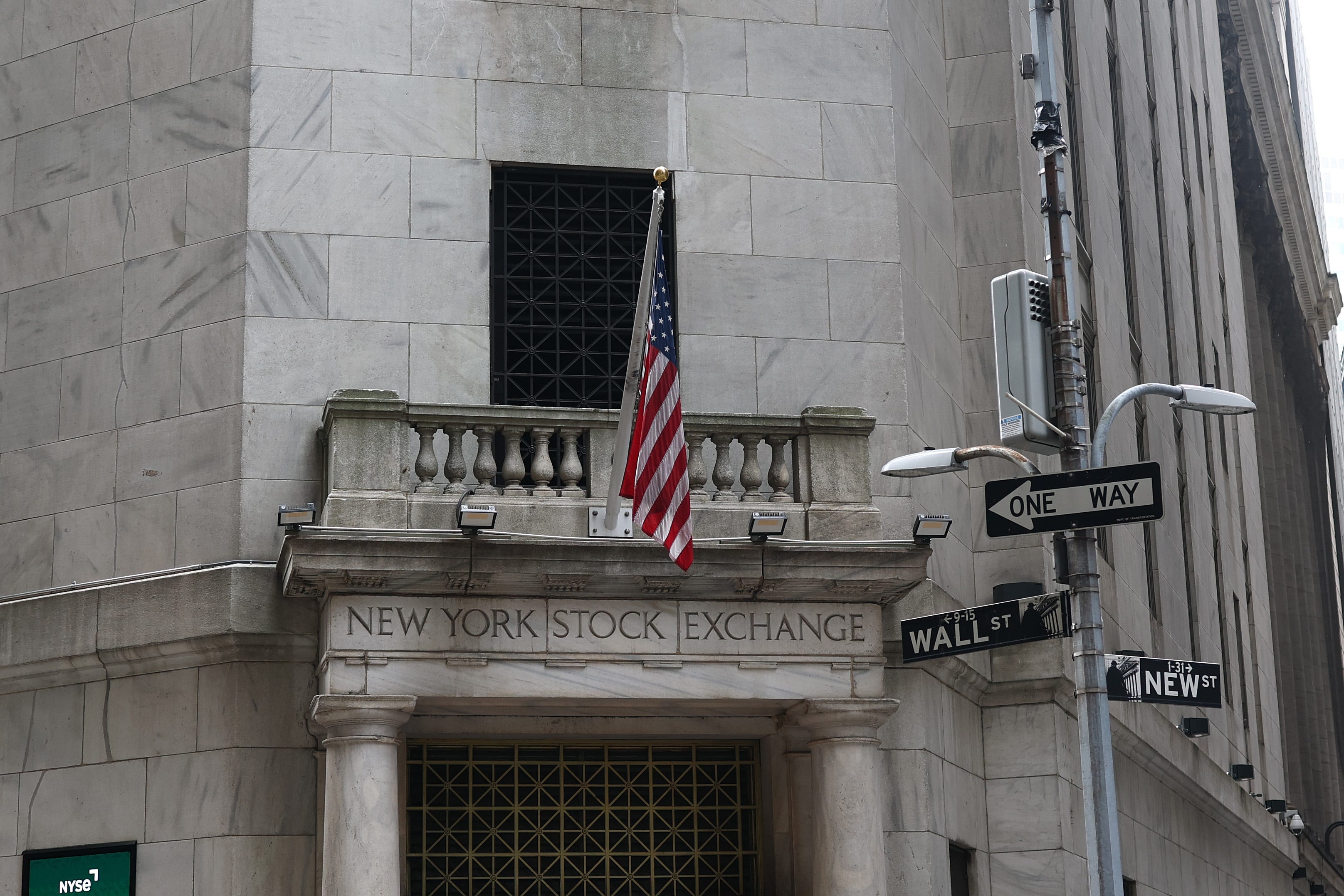 Stock market slides, weighed by Walmart's weaker outlook and tariff ...