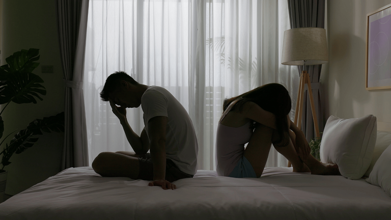 Can't Move On From Your Ex? Here Are 5 Ways To Heal & Thrive After Breakup