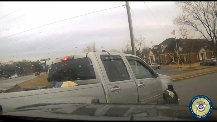 Man gets arrested on DUI after high-speed Gray Highway chase with Jones ...