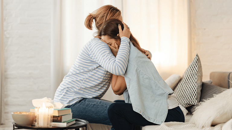 Can't Move On From Your Ex? Here Are 5 Ways To Heal & Thrive After Breakup