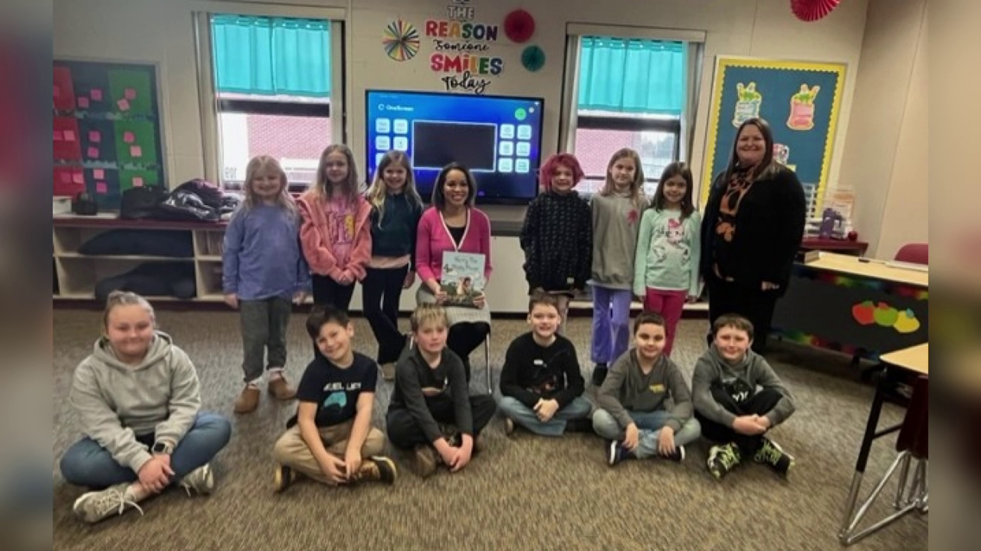 Newswatch 16's Lisa Washington reads to students in Luzerne County